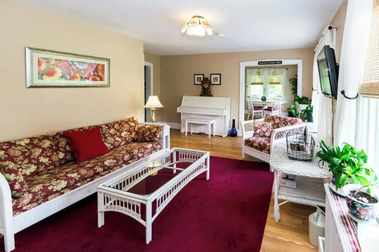 Pocono Ridge Inn - East Stroudsburg, PA