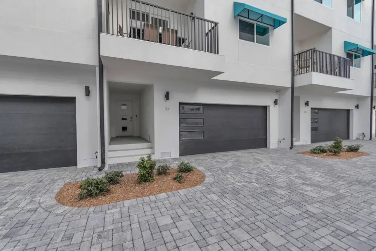Azul Townhomes A4 - Sunset - Madeira Beach, FL