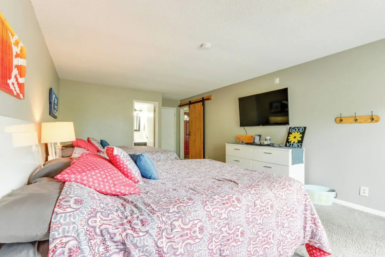 Hot Tub + Fire Pit: Margaritaville Resort Home! - Sunrise Beach, MO