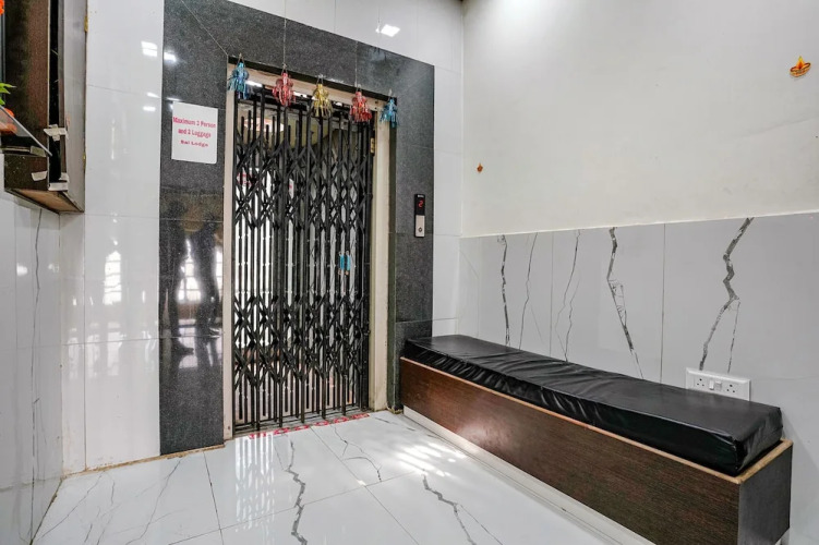 Fabexpress Sai Lodging I - Nashik
