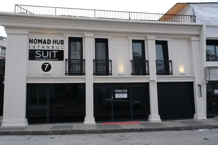 Nomad Hub Istanbul Suit - Tuzla