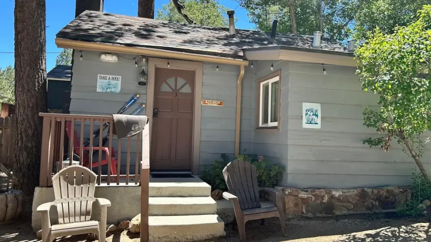 Fox N Bear Cottages - Big Bear Lake, CA
