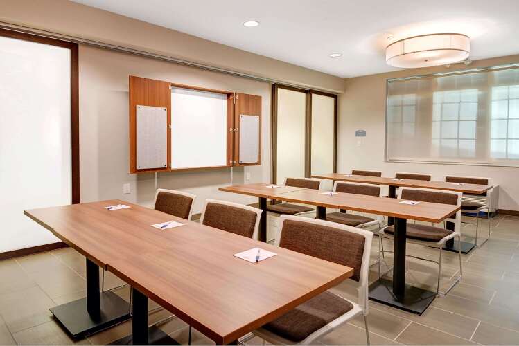 Microtel Inn & Suites By Wyndham Philadelphia Airport Ridley - Aston, PA