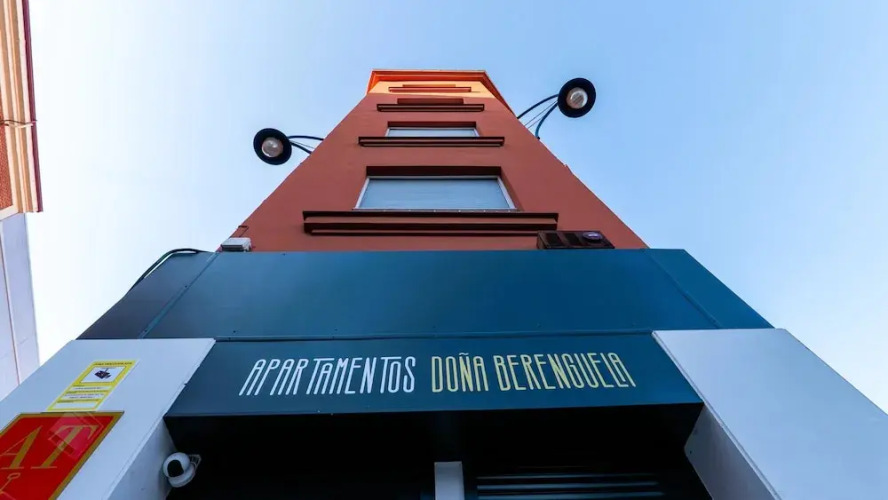 Apartamentos Doña Berenguela By Gaiarooms - León, Espagne