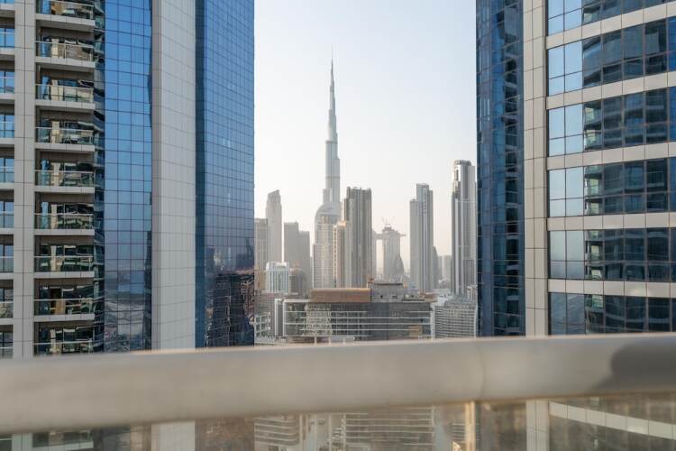 Lux Bnb Paramount Tower I Burj Views - Dubái