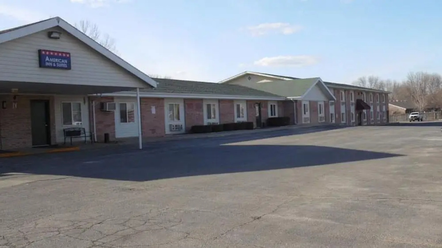 American Inn & Suites - Boone, IA