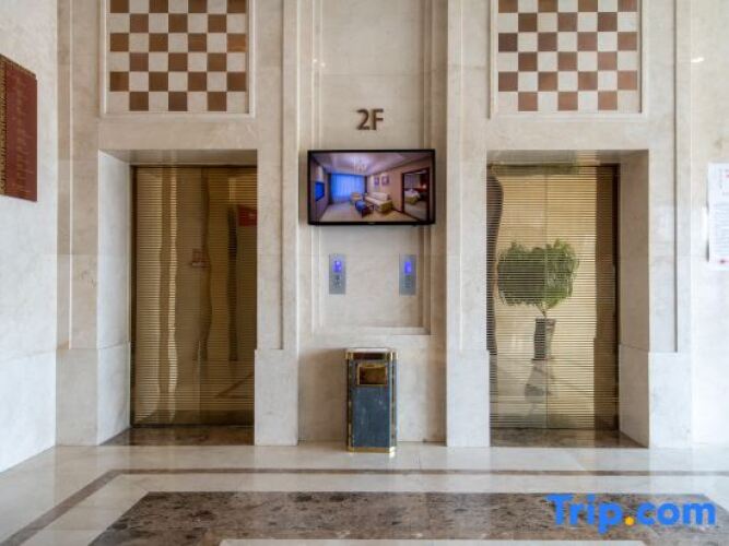 Zhongdong Latour Morgan Hotel（zhongdong New World Lning Mall） - Tonghua