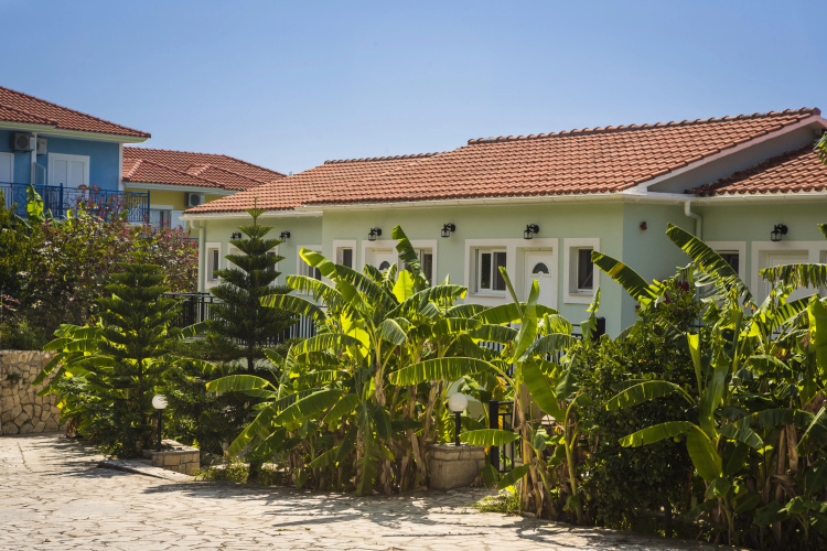 Stefanos Studios.. Above The Beach Of Lourdas - Cephalonia