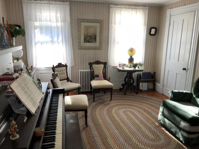 Mulberry Bed & Breakfast - Massachusetts