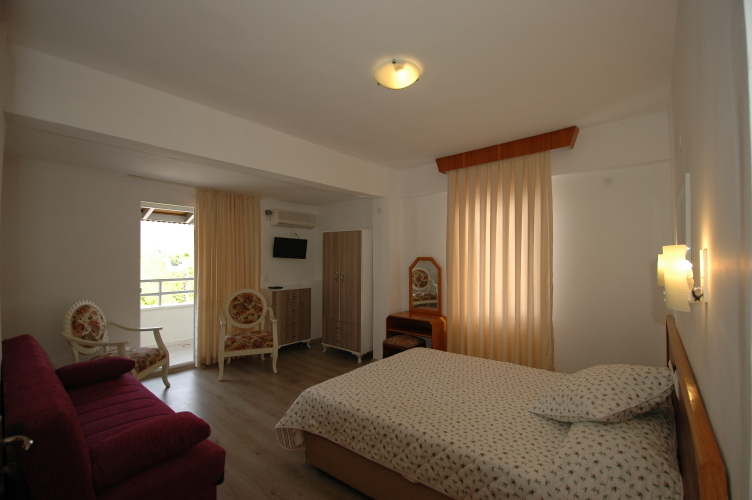 Eda Hotel - İçmeler