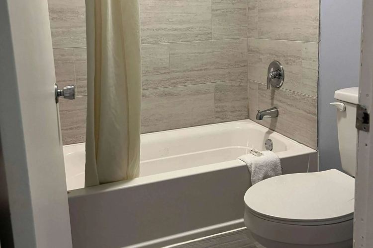Travelodge By Wyndham Carlisle North - Carlisle, PA