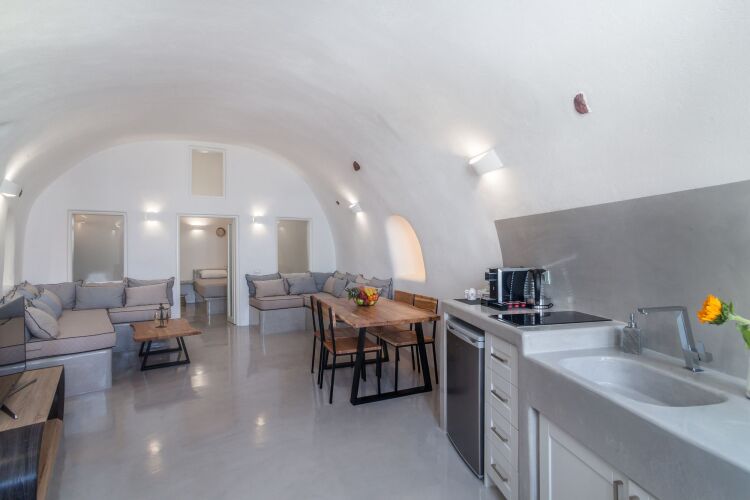 Antrum Cave Villa - Santorini