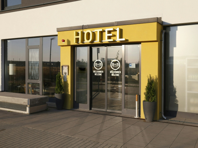 B&b Hotel Berlin-airport - Berlin