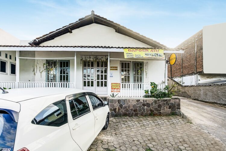 Oyo Life 90896 Griya Atu Syariah - Kedaton