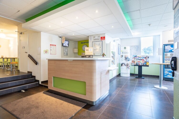 B&b Hotel Valenciennes Sud - Valenciennes