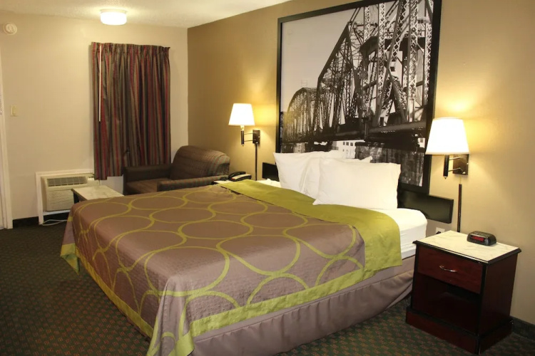 Super 8 Bossier City/shreveport Area - Shreveport, LA