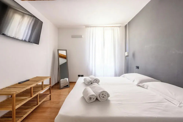 Emilia Studios 8 - モデナ