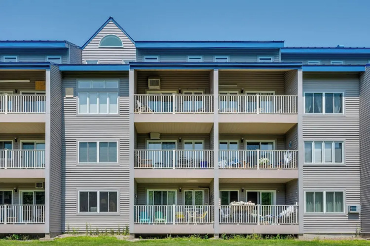 Lincoln Condo W/ Resort Amenities & Mountain Views - New Hampshire (State)