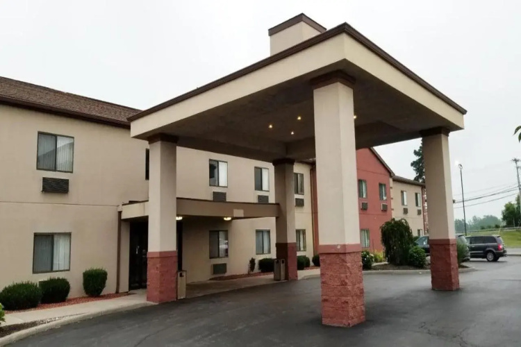 Fairbridge Inn & Suites Batavia - Darien Amusement Park - Corfu, NY