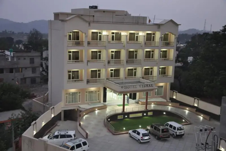 Hotel Vishal International - Jamnagar