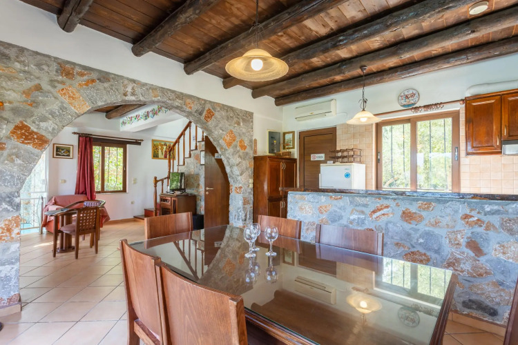 Villa Tzina Large Private Pool Walk To Beach A C Wifi Car Not Required - 1604 - Creta