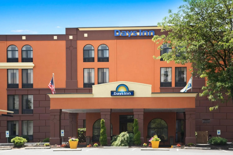 Days Inn By Wyndham Reading Wyomissing - Reading, PA