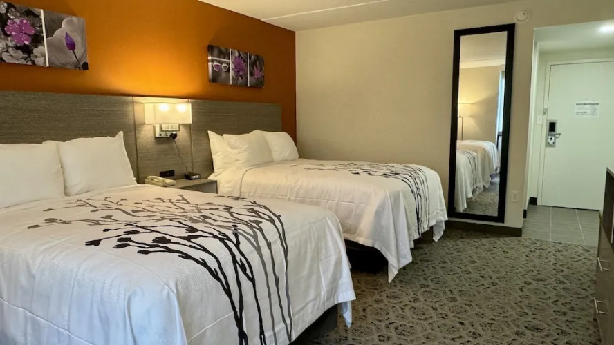Sleep Inn Chambersburg - Chambersburg, PA