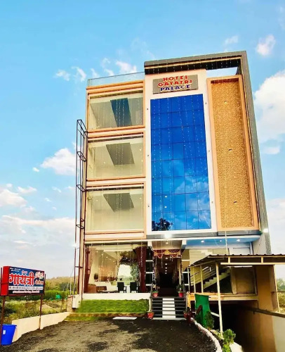 Hotel Gayatri Palace - Omkareshwar