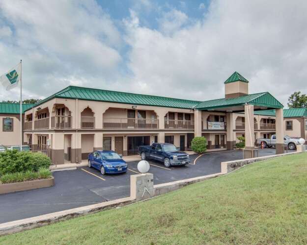 Quality Inn Mt. Pleasant - Mount Pleasant, TX