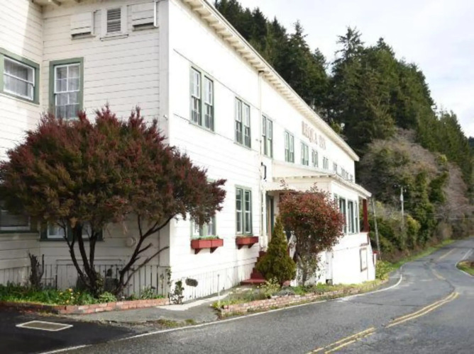 The Historic Requa Inn - Klamath, CA