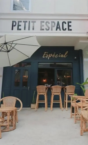 Petit Espace Hostel - Vientiane