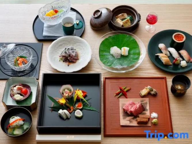 The Westin Miyako Kyoto (Kasui-en) - Kyoto