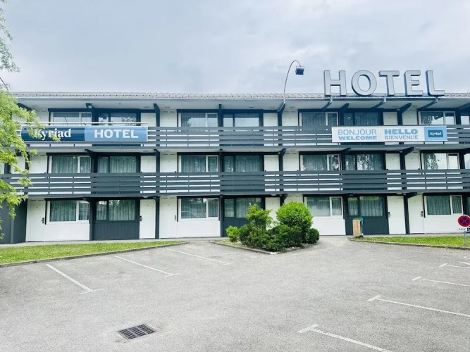 Kyriad Annecy Nord - Epagny - Lac d'Annecy