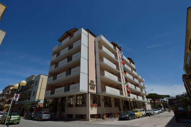 Lola Piccolo Hotel - Marina di Grosseto