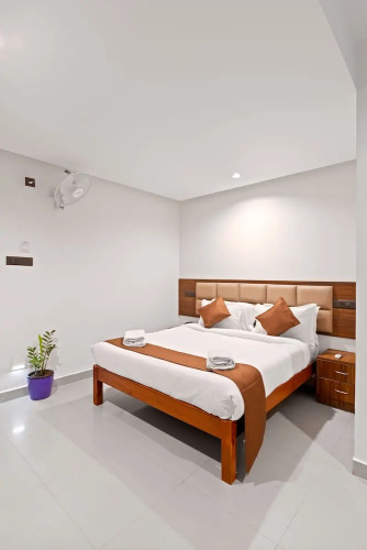 The Elite Hotel - Hyderabad