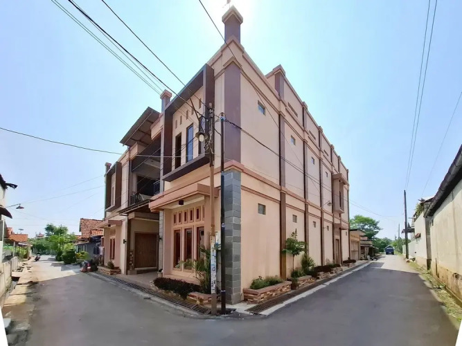 Reddoorz Syariah Near Exit Toll Pekalongan 2 - Pekalongan