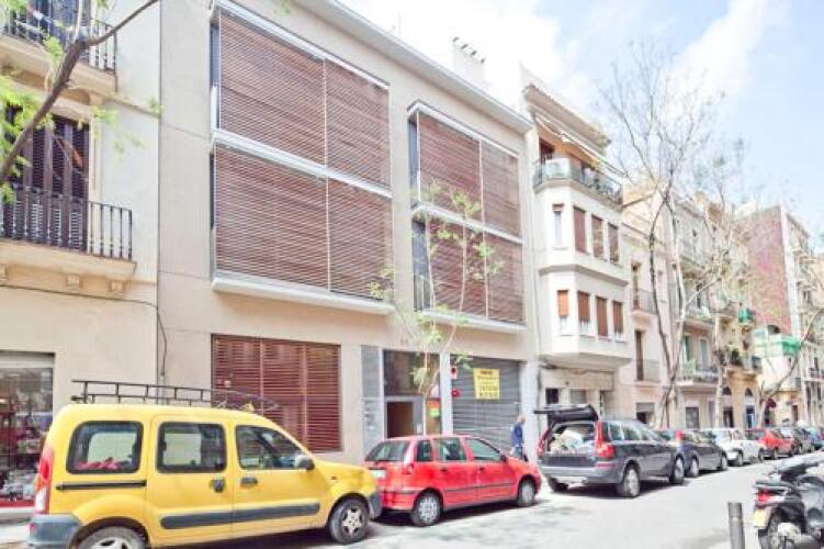 Apartment Barcelona Rentals - Gracia Pool Apartments Center - Barcelona