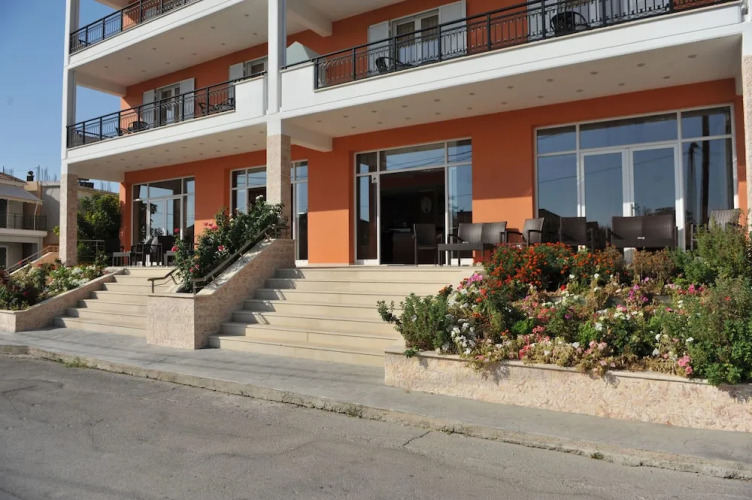 Dionysos Luxury Apartments - Lefkada