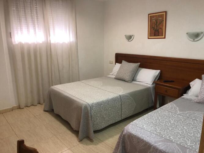 Hostal 82 - Olías del Rey