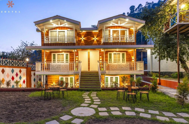 Zostel Plus Kareri - Punjab