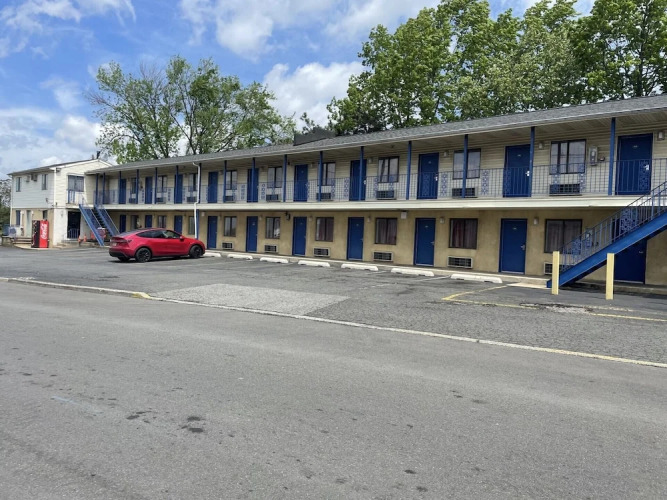 Budget Inn - Elizabeth, Nj - Staten Island, NY