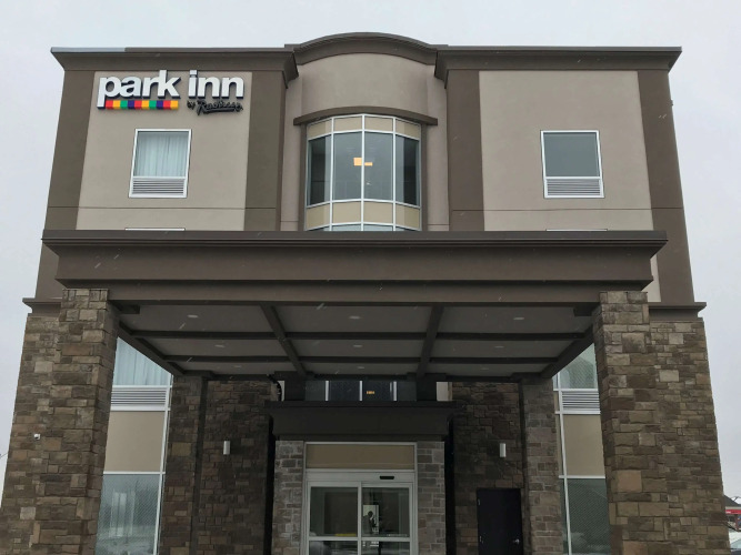 Park Inn By Radisson Brampton, On - Vaughan