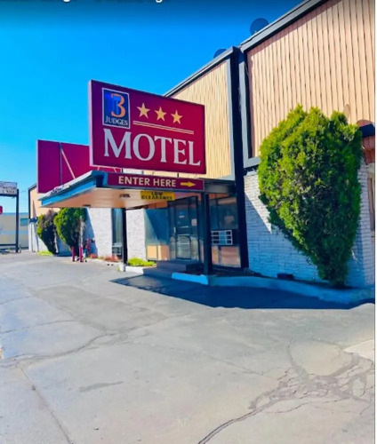 Three Judges Motel - Wallingford, CT