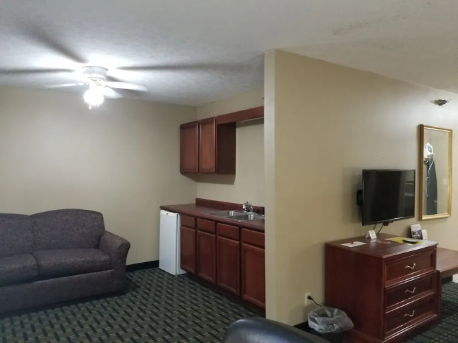 Super 8 Bellefontaine - Lakeview, OH