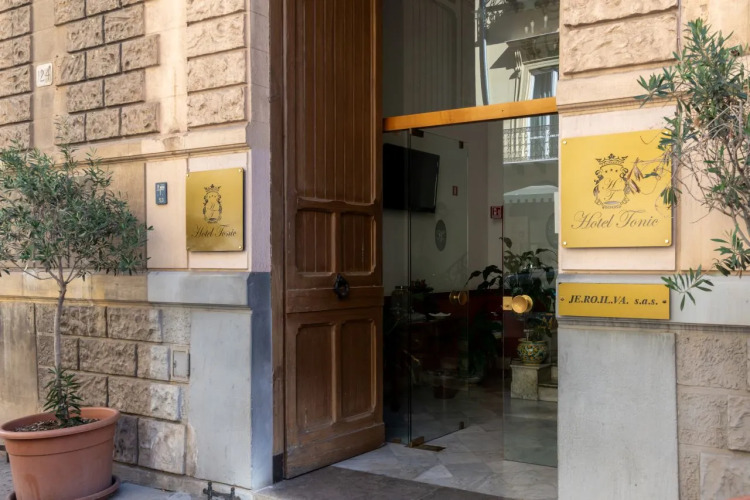 Hotiday Room Collection - Palermo Politeama - Palermo