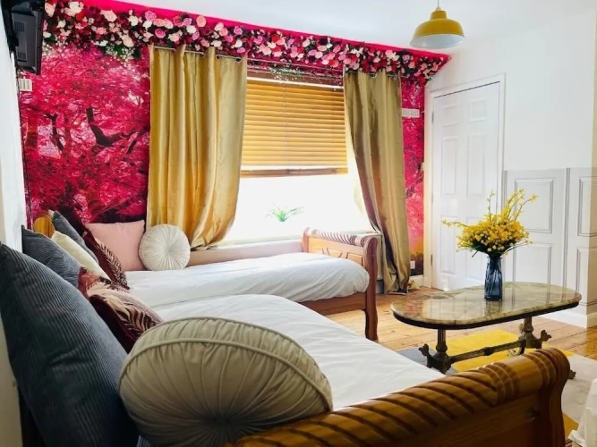 Hangover Hotel - Brighton, UK