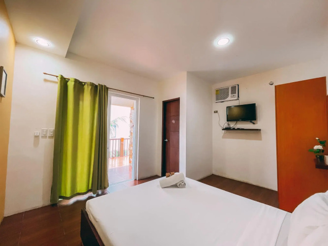 Brisa Marina Beach Resort Powered By Cocotel - Bataan