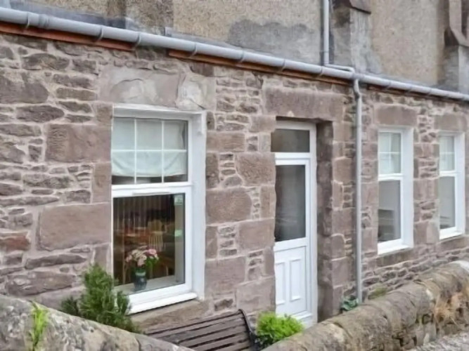 Crieff Armoury Luxury Self Catering Apartment - Crieff