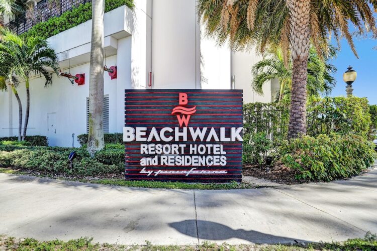 Amazing 3bd Condo Beachwalk Resort - Hollywood, FL