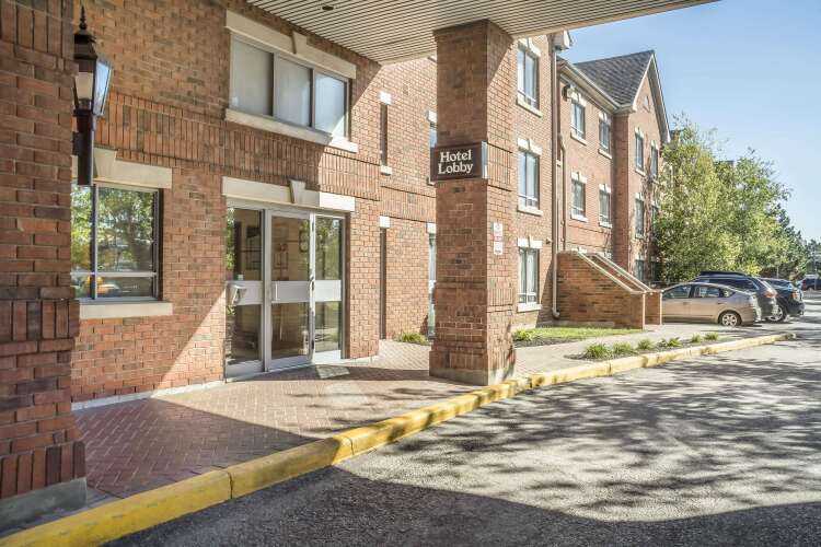 Comfort Suites London - London